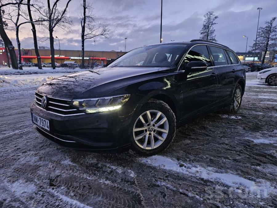 Black Volkswagen Passat B8 2023 in Riga, with an engine capacity of 1.50 L and mileage of 87 thousand km for 22990 €, photo 2 on AUTOMOTO.COM.LV