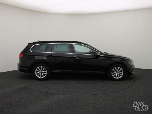 Melns Volkswagen Passat B8 2023 Viļņa, ar dzinēja tilpumu 2.00 L un nobraukumu 170 tūkst. km par 18599 €, foto 9 vietnē AUTOMOTO.COM.LV