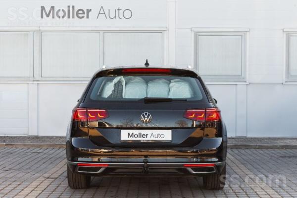 Melns Volkswagen Passat B8 2023 Ventspils, ar dzinēja tilpumu 2.00 L un nobraukumu 119 tūkst. km par 22990 €, foto 4 vietnē AUTOMOTO.COM.LV