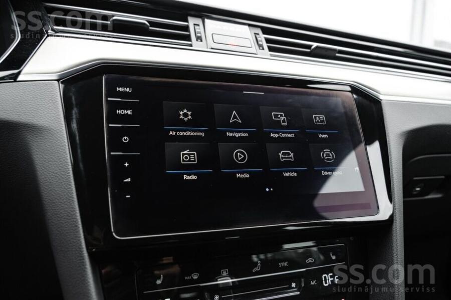 Melns Volkswagen Passat B8 2023 Rīga, ar dzinēja tilpumu 2.00 L un nobraukumu 136 tūkst. km par 23750 €, foto 28 vietnē AUTOMOTO.COM.LV