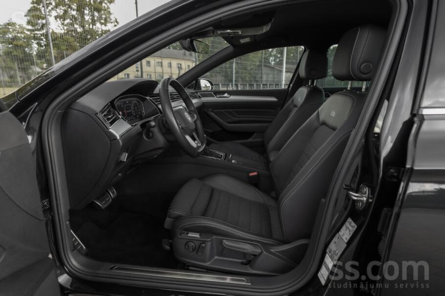 Black Volkswagen Passat B8 2023 in Riga, with an engine capacity of 2.00 L and mileage of 190 thousand km for 19900 €, photo 9 on AUTOMOTO.COM.LV