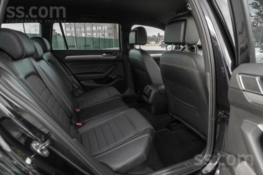 Black Volkswagen Passat B8 2023 in Riga, with an engine capacity of 2.00 L and mileage of 190 thousand km for 19900 €, photo 14 on AUTOMOTO.COM.LV