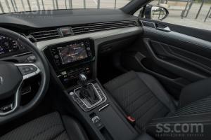 Black Volkswagen Passat B8 2023 in Riga, with an engine capacity of 2.00 L and mileage of 190 thousand km for 19900 €, photo 20 on AUTOMOTO.COM.LV
