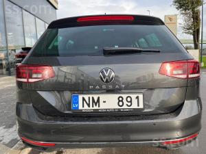 Black Volkswagen Passat B8 2023 in Riga, with an engine capacity of 1.50 L and mileage of 90 thousand km for 18900 €, photo 6 on AUTOMOTO.COM.LV