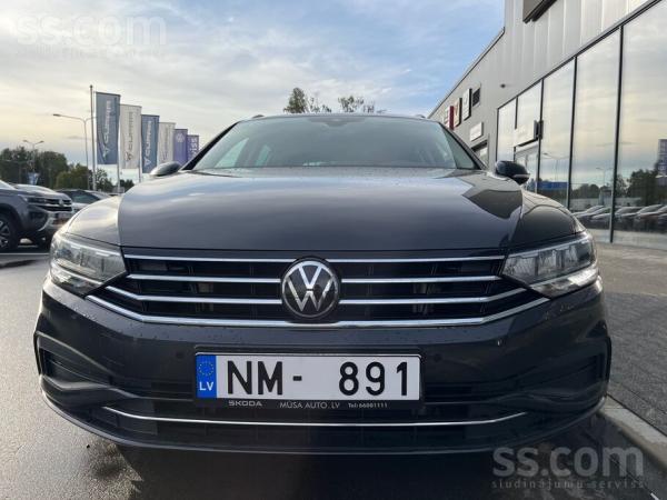 Черный Фольксваген Пассат Б8 2023 в Рига, объемом двигателя 1.50 л и пробегом 90 тыс. км за 18900 €, фото 7 на AUTOMOTO.COM.LV