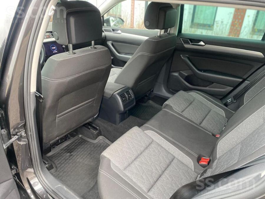 Black Volkswagen Passat B8 2023 in Riga, with an engine capacity of 1.50 L and mileage of 90 thousand km for 18900 €, photo 12 on AUTOMOTO.COM.LV