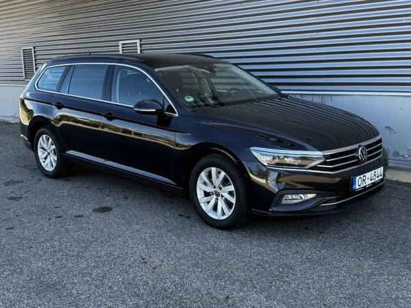 Black Volkswagen Passat B8 2023 in Riga, with an engine capacity of 2.00 L and mileage of 230 thousand km for 16500 €, photo 7 on AUTOMOTO.COM.LV