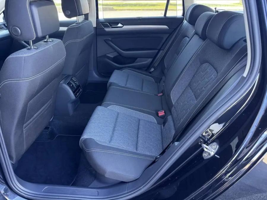 Melns Volkswagen Passat B8 2023 Rīga, ar dzinēja tilpumu 2.00 L un nobraukumu 230 tūkst. km par 16500 €, foto 12 vietnē AUTOMOTO.COM.LV