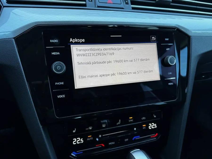 Melns Volkswagen Passat B8 2023 Rīga, ar dzinēja tilpumu 2.00 L un nobraukumu 230 tūkst. km par 16500 €, foto 25 vietnē AUTOMOTO.COM.LV
