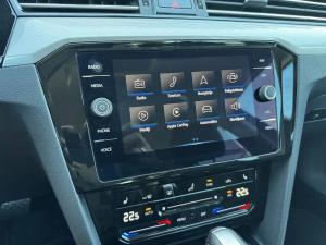 Melns Volkswagen Passat B8 2023 Rīga, ar dzinēja tilpumu 2.00 L un nobraukumu 230 tūkst. km par 16500 €, foto 26 vietnē AUTOMOTO.COM.LV