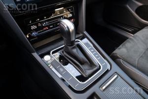 Melns Volkswagen Passat B8 2023 Rīga, ar dzinēja tilpumu 2.00 L un nobraukumu 118 tūkst. km par 22950 €, foto 17 vietnē AUTOMOTO.COM.LV