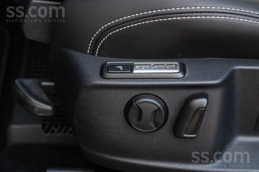 Melns Volkswagen Passat B8 2023 Rīga, ar dzinēja tilpumu 2.00 L un nobraukumu 118 tūkst. km par 22950 €, foto 20 vietnē AUTOMOTO.COM.LV