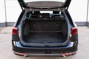 Melns Volkswagen Passat B8 2023 Rīga, ar dzinēja tilpumu 2.00 L un nobraukumu 118 tūkst. km par 22950 €, foto 25 vietnē AUTOMOTO.COM.LV
