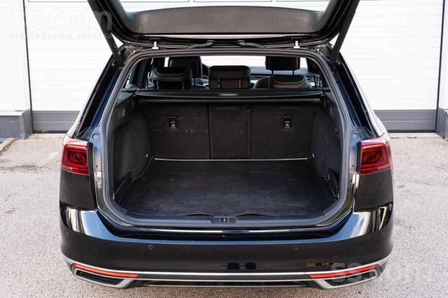 Melns Volkswagen Passat B8 2023 Rīga, ar dzinēja tilpumu 2.00 L un nobraukumu 118 tūkst. km par 22950 €, foto 25 vietnē AUTOMOTO.COM.LV