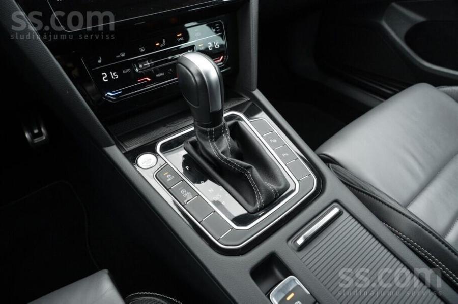 Melns Volkswagen Passat B8 2023 Rīga, ar dzinēja tilpumu 2.00 L un nobraukumu 148 tūkst. km par 24950 €, foto 24 vietnē AUTOMOTO.COM.LV