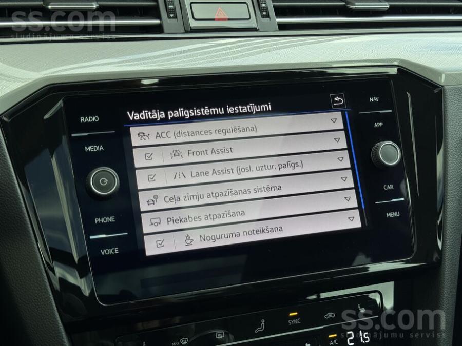 Черный Фольксваген Пассат Б8 2023 в Валмиера, объемом двигателя 2.00 л и пробегом 164 тыс. км за 17400 €, фото 17 на AUTOMOTO.COM.LV