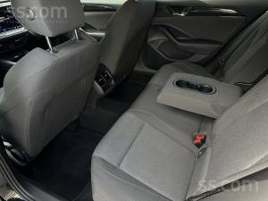 Melns Volkswagen Passat B8 2024 Rīga, ar dzinēja tilpumu 1.50 L un nobraukumu 37 tūkst. km par 26950 €, foto 18 vietnē AUTOMOTO.COM.LV