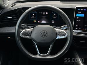 Melns Volkswagen Passat B8 2024 Rīga, ar dzinēja tilpumu 1.50 L un nobraukumu 37 tūkst. km par 26950 €, foto 20 vietnē AUTOMOTO.COM.LV
