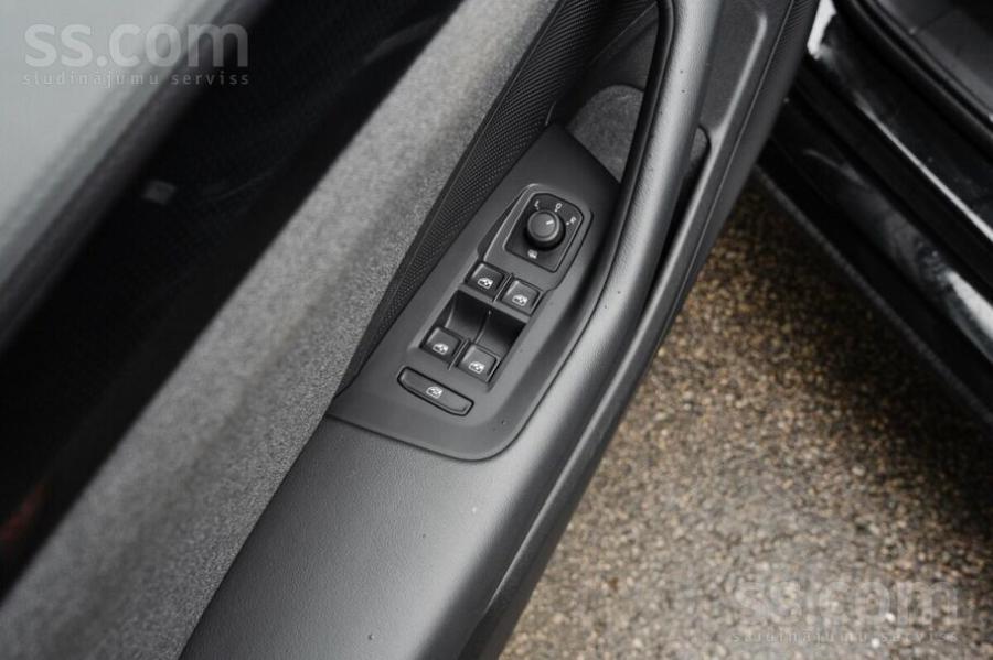 Melns Volkswagen Passat B8 2024 Rīga, ar dzinēja tilpumu 1.50 L un nobraukumu 37 tūkst. km par 26800 €, foto 8 vietnē AUTOMOTO.COM.LV