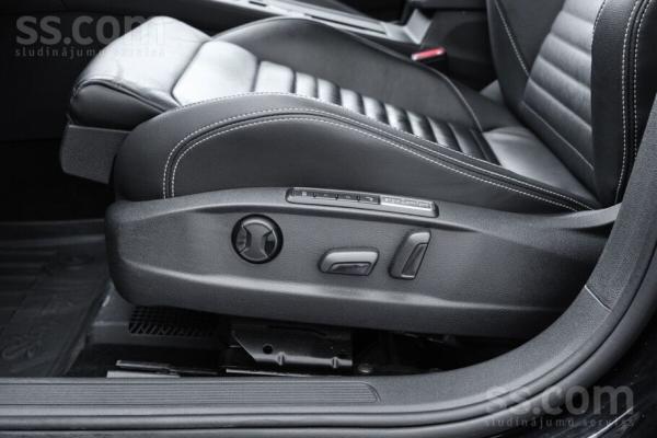 Zils Volkswagen Passat B8 2021 Rīga, ar dzinēja tilpumu 1.40 L un nobraukumu 166 tūkst. km par 19850 €, foto 10 vietnē AUTOMOTO.COM.LV