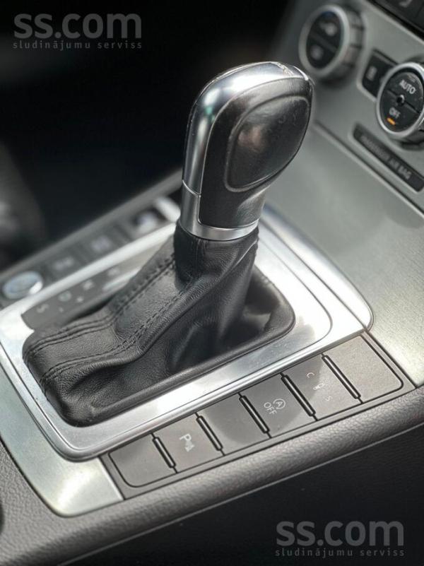 Zils Volkswagen Passat B8 2012 Rīga, ar dzinēja tilpumu 2.00 L un nobraukumu 215 tūkst. km par 9200 €, foto 10 vietnē AUTOMOTO.COM.LV