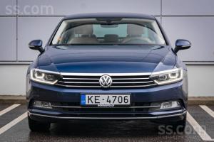 Blue Volkswagen Passat B8 2015 in Riga, with an engine capacity of 1.80 L and mileage of 162 thousand km for 9500 €, photo 3 on AUTOMOTO.COM.LV