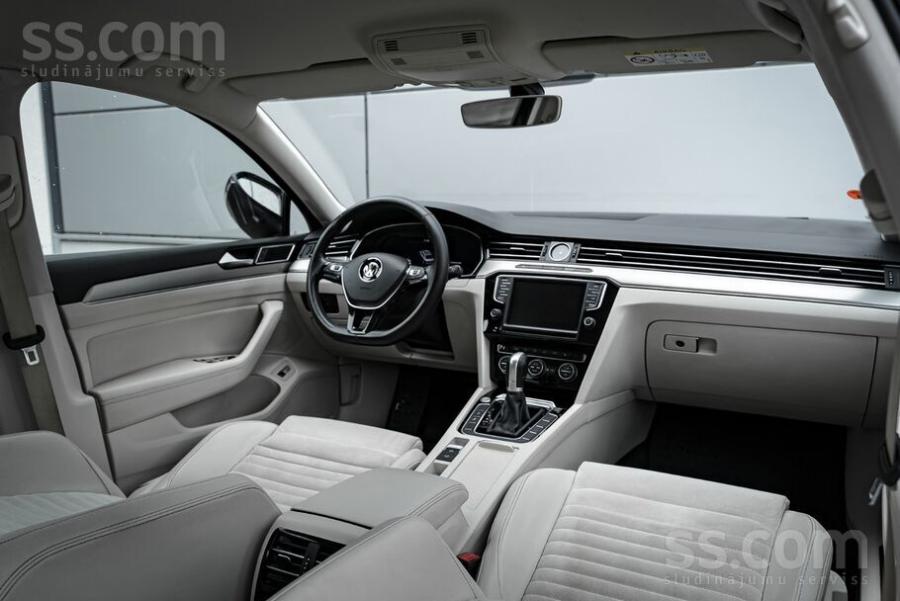 Blue Volkswagen Passat B8 2015 in Riga, with an engine capacity of 1.80 L and mileage of 162 thousand km for 9500 €, photo 17 on AUTOMOTO.COM.LV