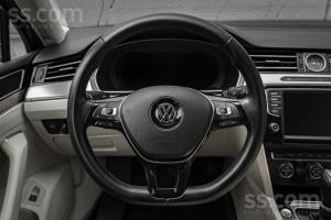 Blue Volkswagen Passat B8 2015 in Riga, with an engine capacity of 1.80 L and mileage of 162 thousand km for 9500 €, photo 19 on AUTOMOTO.COM.LV