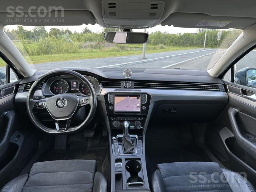 Blue Volkswagen Passat B8 2015 in Riga, with an engine capacity of 2.00 L and mileage of 283 thousand km for 8400 €, photo 7 on AUTOMOTO.COM.LV