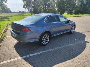 Zils Volkswagen Passat B8 2015 Rīga, ar dzinēja tilpumu 2.00 L un nobraukumu 285 tūkst. km par 8990 €, foto 5 vietnē AUTOMOTO.COM.LV