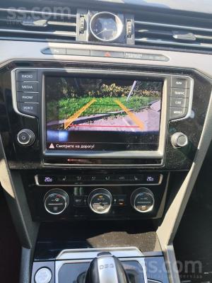 Zils Volkswagen Passat B8 2015 Rīga, ar dzinēja tilpumu 2.00 L un nobraukumu 285 tūkst. km par 8990 €, foto 10 vietnē AUTOMOTO.COM.LV