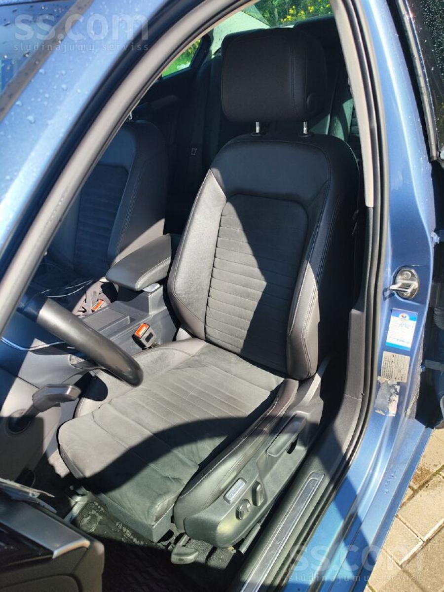 Zils Volkswagen Passat B8 2015 Rīga, ar dzinēja tilpumu 2.00 L un nobraukumu 285 tūkst. km par 8990 €, foto 17 vietnē AUTOMOTO.COM.LV