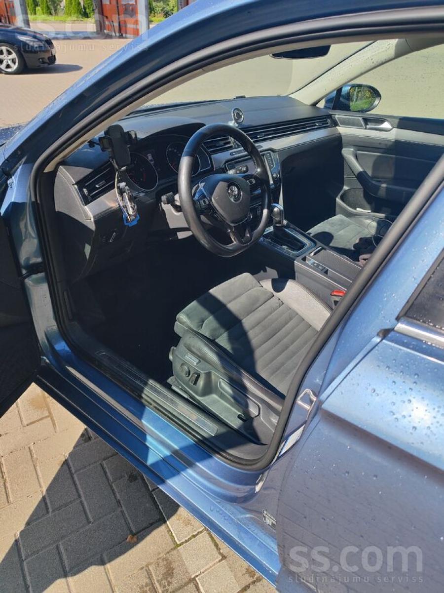 Zils Volkswagen Passat B8 2015 Rīga, ar dzinēja tilpumu 2.00 L un nobraukumu 285 tūkst. km par 8990 €, foto 18 vietnē AUTOMOTO.COM.LV