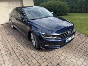 Blue Volkswagen Passat B8 2015 in Jelgava, with an engine capacity of 2.00 L and mileage of 129 thousand km for 15890 €, photo  on AUTOMOTO.COM.LV