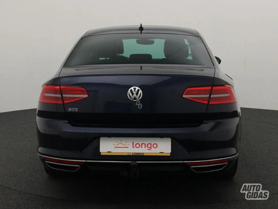 Zils Volkswagen Passat B8 2016 Viļņa, ar dzinēja tilpumu 1.40 L un nobraukumu 210 tūkst. km par 12299 €, foto 6 vietnē AUTOMOTO.COM.LV