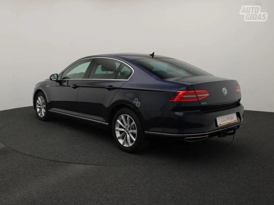 Zils Volkswagen Passat B8 2016 Viļņa, ar dzinēja tilpumu 1.40 L un nobraukumu 210 tūkst. km par 12299 €, foto 8 vietnē AUTOMOTO.COM.LV