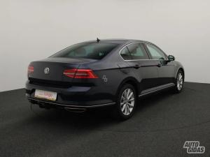 Zils Volkswagen Passat B8 2016 Viļņa, ar dzinēja tilpumu 1.40 L un nobraukumu 210 tūkst. km par 12299 €, foto 9 vietnē AUTOMOTO.COM.LV