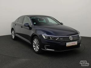 Zils Volkswagen Passat B8 2016 Viļņa, ar dzinēja tilpumu 1.40 L un nobraukumu 210 tūkst. km par 12299 €, foto 11 vietnē AUTOMOTO.COM.LV