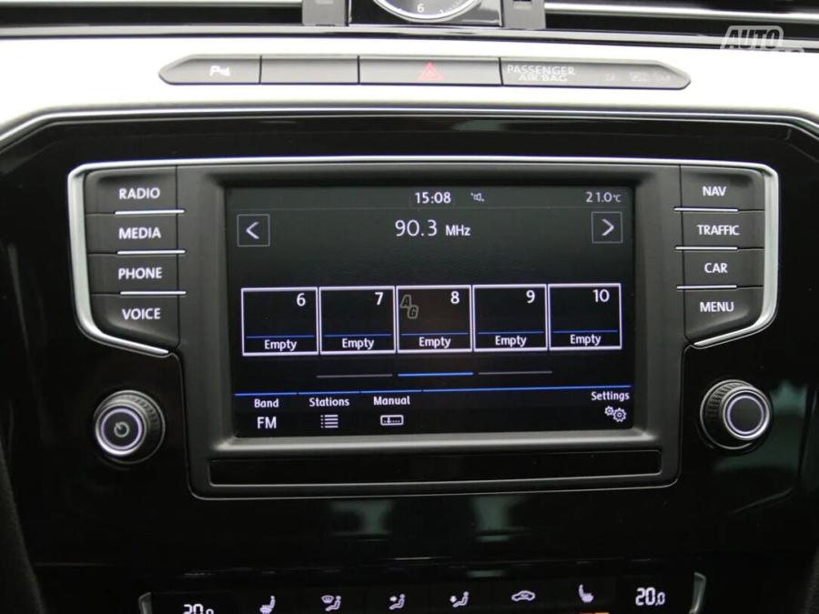 Zils Volkswagen Passat B8 2016 Viļņa, ar dzinēja tilpumu 1.40 L un nobraukumu 210 tūkst. km par 12299 €, foto 23 vietnē AUTOMOTO.COM.LV