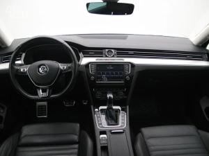 Zils Volkswagen Passat B8 2016 Viļņa, ar dzinēja tilpumu 1.40 L un nobraukumu 221 tūkst. km par 12399 €, foto 3 vietnē AUTOMOTO.COM.LV