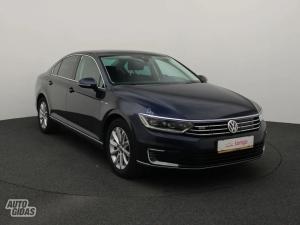 Zils Volkswagen Passat B8 2016 Viļņa, ar dzinēja tilpumu 1.40 L un nobraukumu 221 tūkst. km par 12399 €, foto 11 vietnē AUTOMOTO.COM.LV