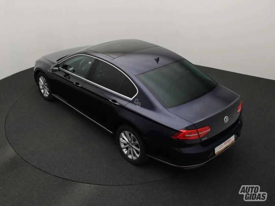Zils Volkswagen Passat B8 2016 Viļņa, ar dzinēja tilpumu 1.40 L un nobraukumu 221 tūkst. km par 12399 €, foto 13 vietnē AUTOMOTO.COM.LV