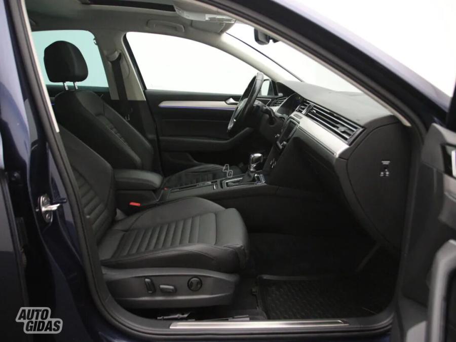 Zils Volkswagen Passat B8 2016 Viļņa, ar dzinēja tilpumu 1.40 L un nobraukumu 221 tūkst. km par 12399 €, foto 15 vietnē AUTOMOTO.COM.LV