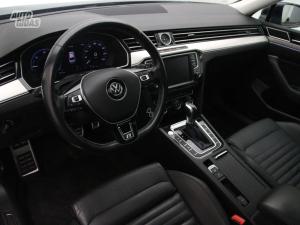Zils Volkswagen Passat B8 2016 Viļņa, ar dzinēja tilpumu 1.40 L un nobraukumu 221 tūkst. km par 12399 €, foto 17 vietnē AUTOMOTO.COM.LV