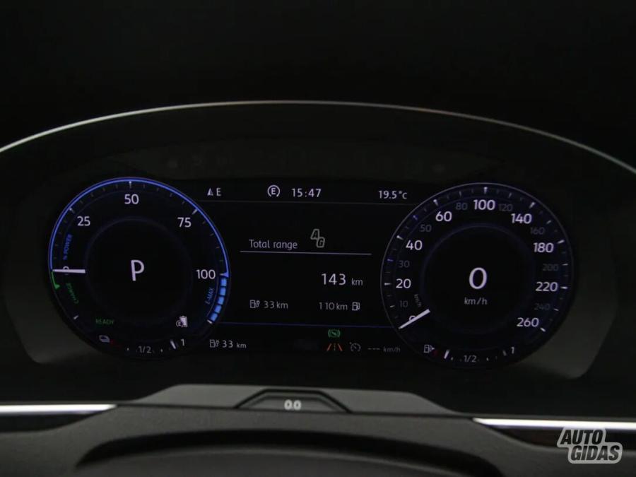 Zils Volkswagen Passat B8 2016 Viļņa, ar dzinēja tilpumu 1.40 L un nobraukumu 221 tūkst. km par 12399 €, foto 20 vietnē AUTOMOTO.COM.LV