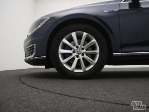 Zils Volkswagen Passat B8 2016 Viļņa, ar dzinēja tilpumu 1.40 L un nobraukumu 221 tūkst. km par 12399 €, foto 29 vietnē AUTOMOTO.COM.LV