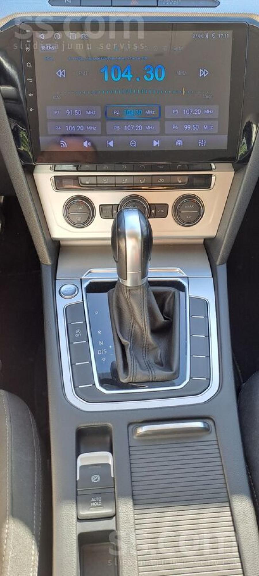 Zils Volkswagen Passat B8 2017 Rīga, ar dzinēja tilpumu 2.00 L un nobraukumu 136 tūkst. km par 12750 €, foto 10 vietnē AUTOMOTO.COM.LV