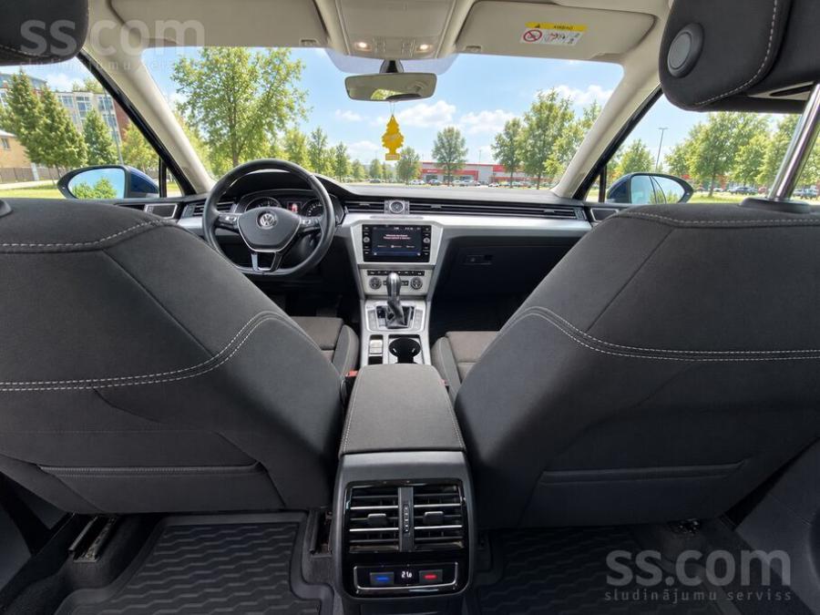 Zils Volkswagen Passat B8 2017 Rīga, ar dzinēja tilpumu 2.00 L un nobraukumu 227 tūkst. km par 8200 €, foto 7 vietnē AUTOMOTO.COM.LV