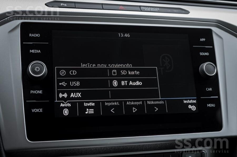 Blue Volkswagen Passat B8 2017 in Riga, with an engine capacity of 2.00 L and mileage of 228 thousand km for 8990 €, photo 25 on AUTOMOTO.COM.LV