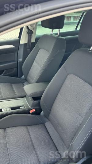 Zils Volkswagen Passat B8 2019 Rīga, ar dzinēja tilpumu 1.50 L un nobraukumu 95 tūkst. km par 13600 €, foto 7 vietnē AUTOMOTO.COM.LV